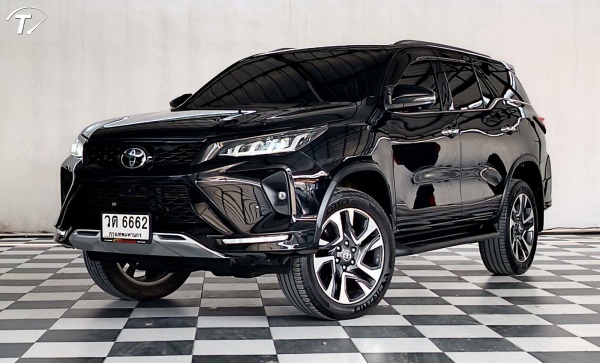 TOYOTA FORTUNER, 2.8 LEGENDER BLACK TOP 4WD - TaladROD.com