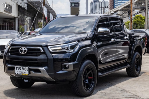 TOYOTA HILUX REVO, 2.4 MID PRERUNNER DOUBLE CAB - TaladROD.com