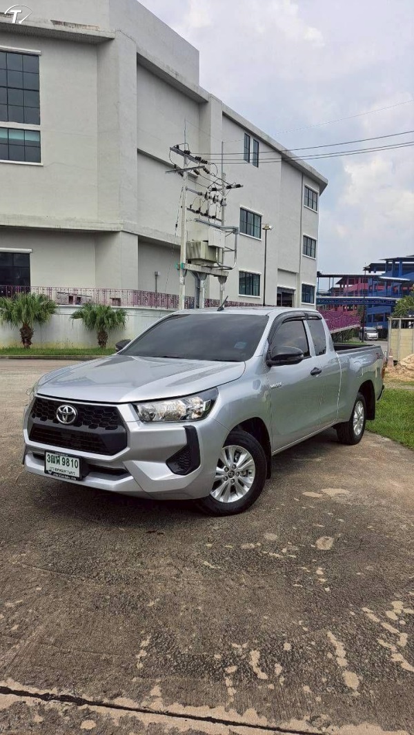 TOYOTA HILUX REVO, 2.4 ENTRY Z EDITION SMART CAB - TaladROD.com